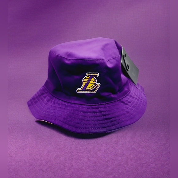Ultra Game | Accessories | New Mens Ultra Game Los Angeles Lakers Nba ...